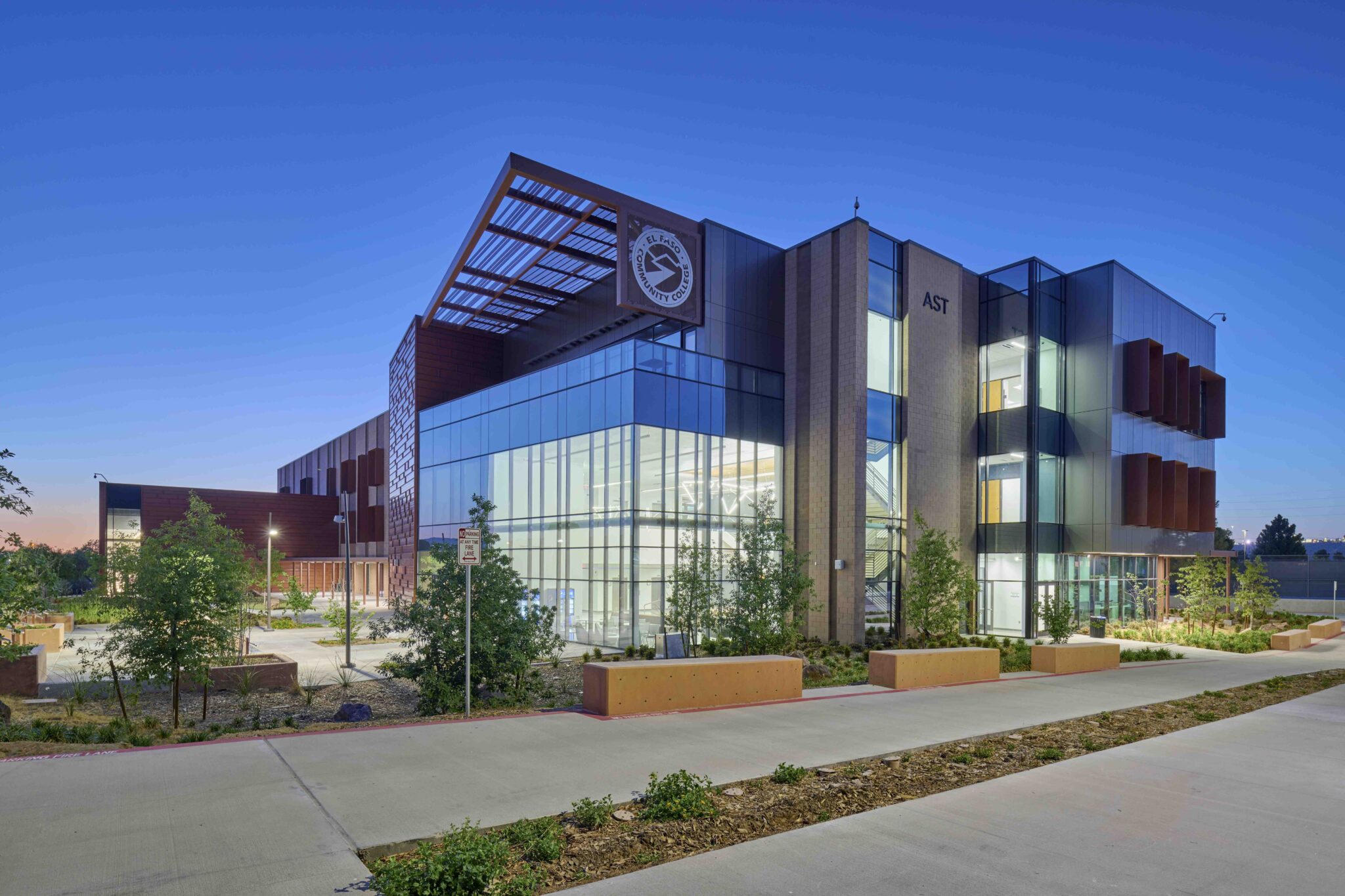 EPCC Valle Verde Arts, Science, & Technology (AST) Building - HB ...